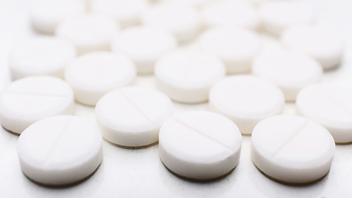 Benarkah Obat Pfizer Efektif Mengurangi Keparahan COVID-19? - KlikDokter