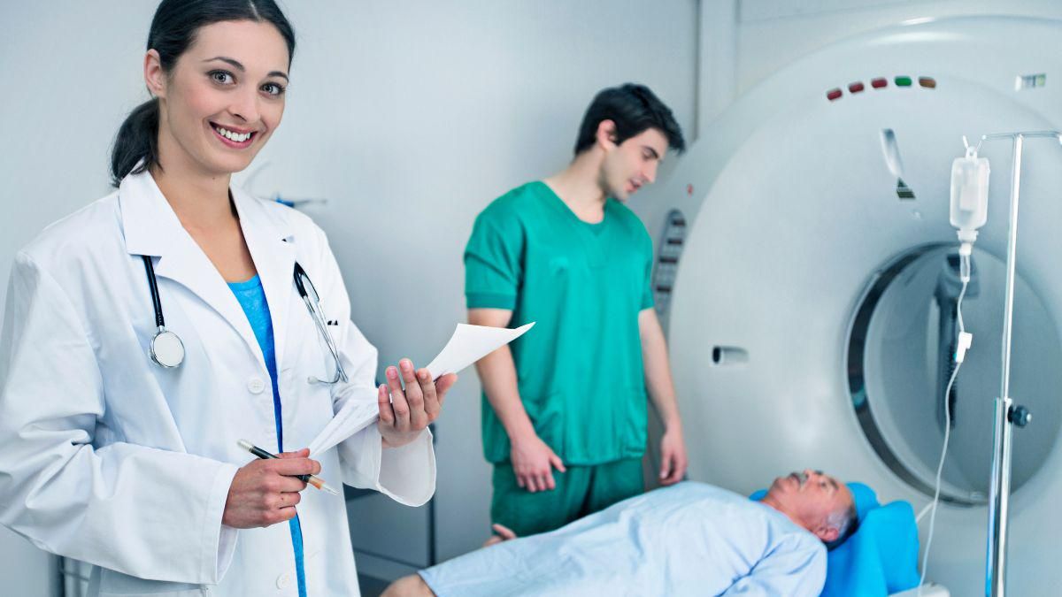 Serba-Serbi CT Scan Kepala yang Perlu Kamu Tahu - KlikDokter