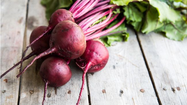 Mengenal Beeturia, Urine dan Feses Merah Setelah Makan Bit - KlikDokter