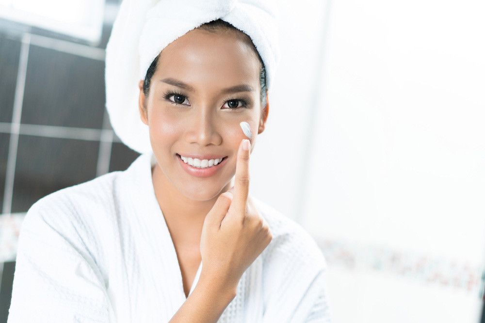 Tips Menjaga Kesehatan Kulit Wajah Dari Luar Dan Dalam Klikdokter