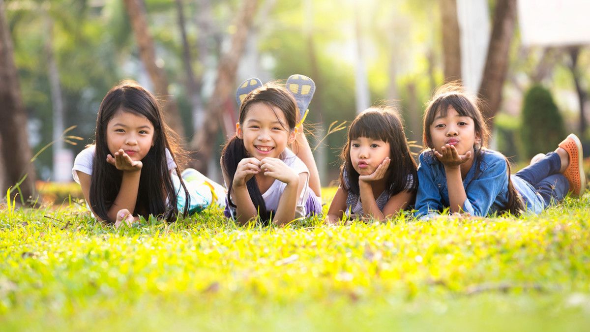 Anak Membentuk Geng Sejak Kecil, Apa Alasannya? - KlikDokter