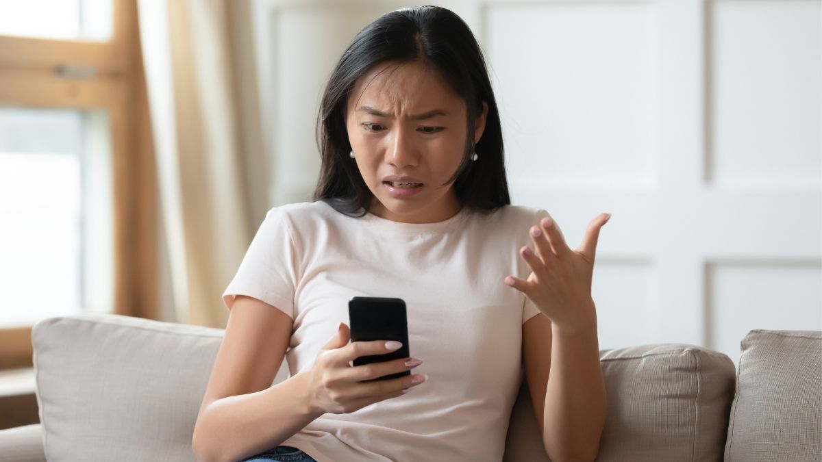 Playing Victim: Pengertian, Tanda, dan Cara Menghadapinya - KlikDokter