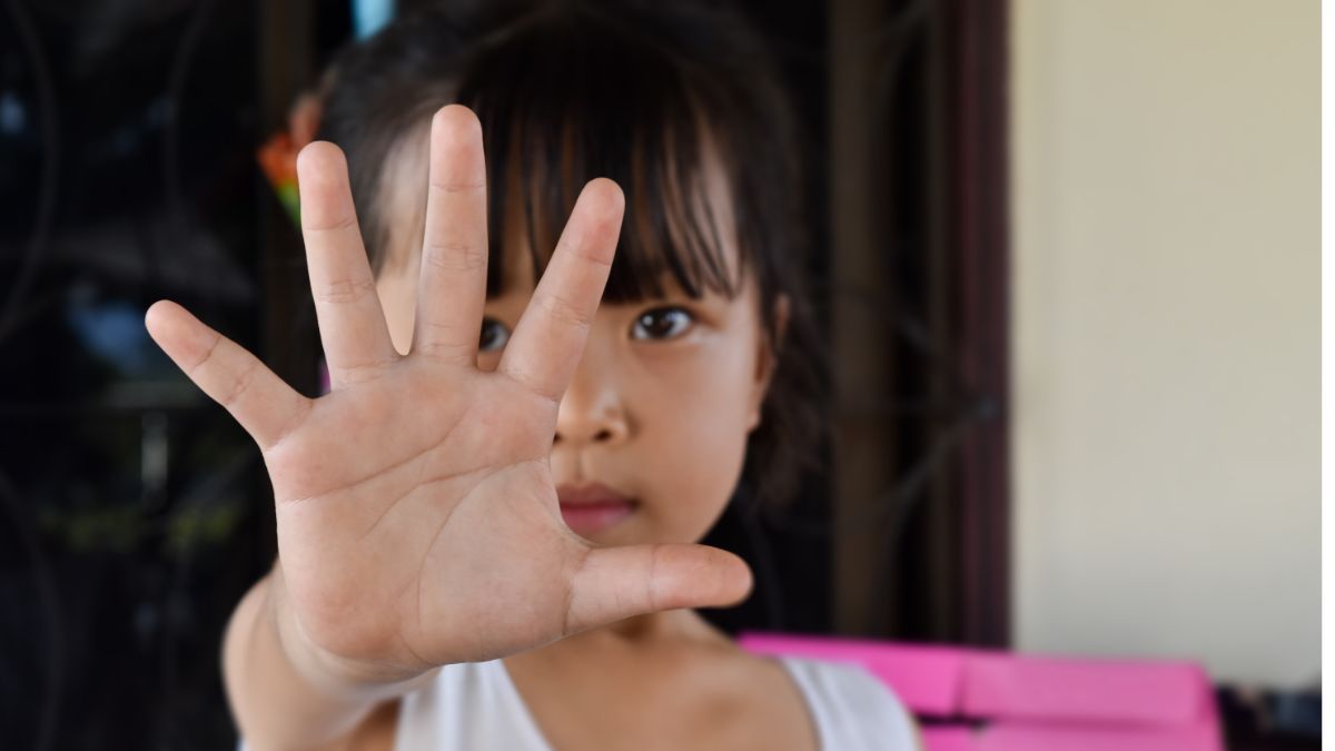 4 Jenis Pola Asuh dan Dampaknya pada Karakter Anak - KlikDokter