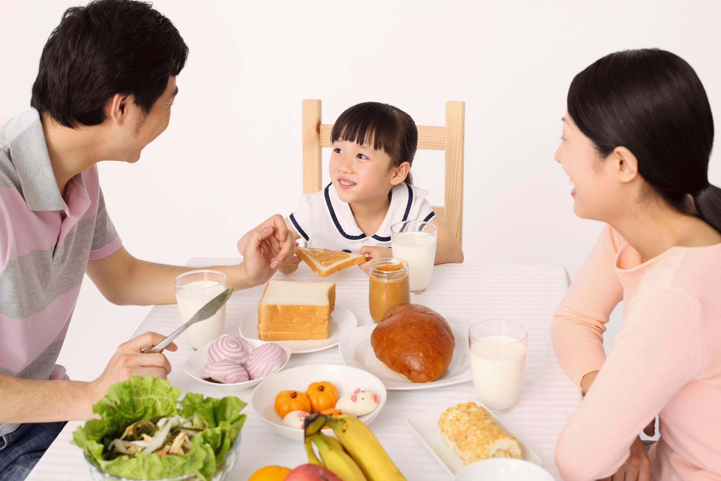 Sarapan Praktis dan Sehat untuk Anak - KlikDokter