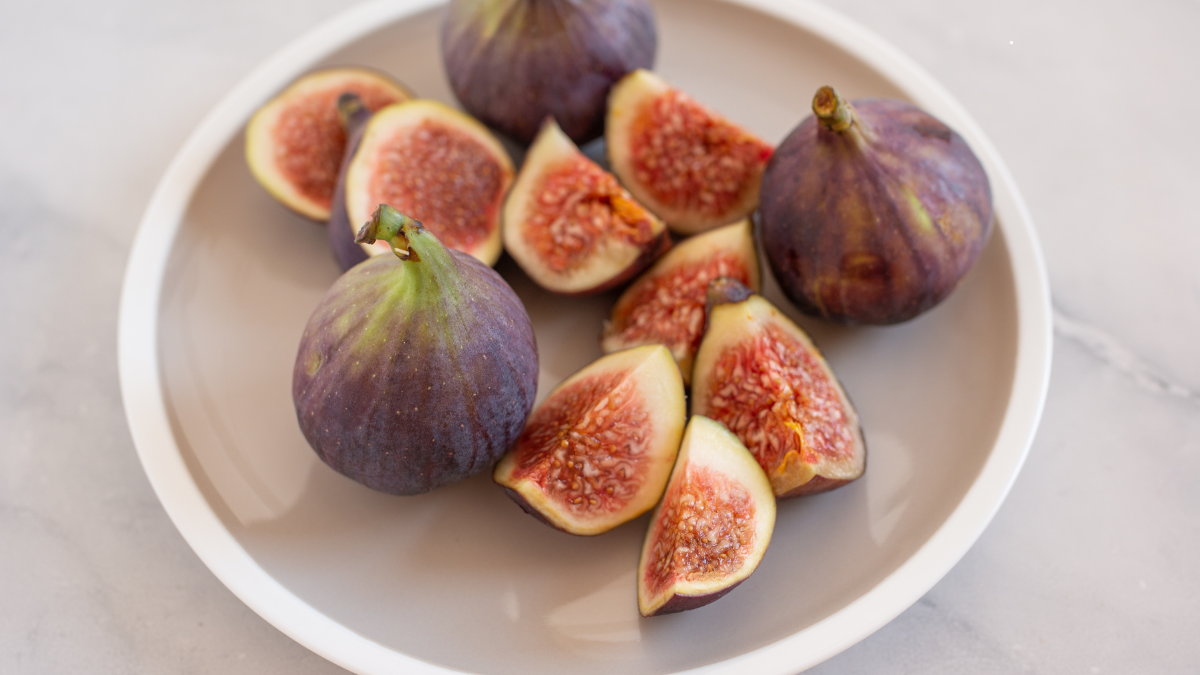 18 Manfaat Buah Tin untuk Kesehatan dan Nutrisi Tubuh - KlikDokter