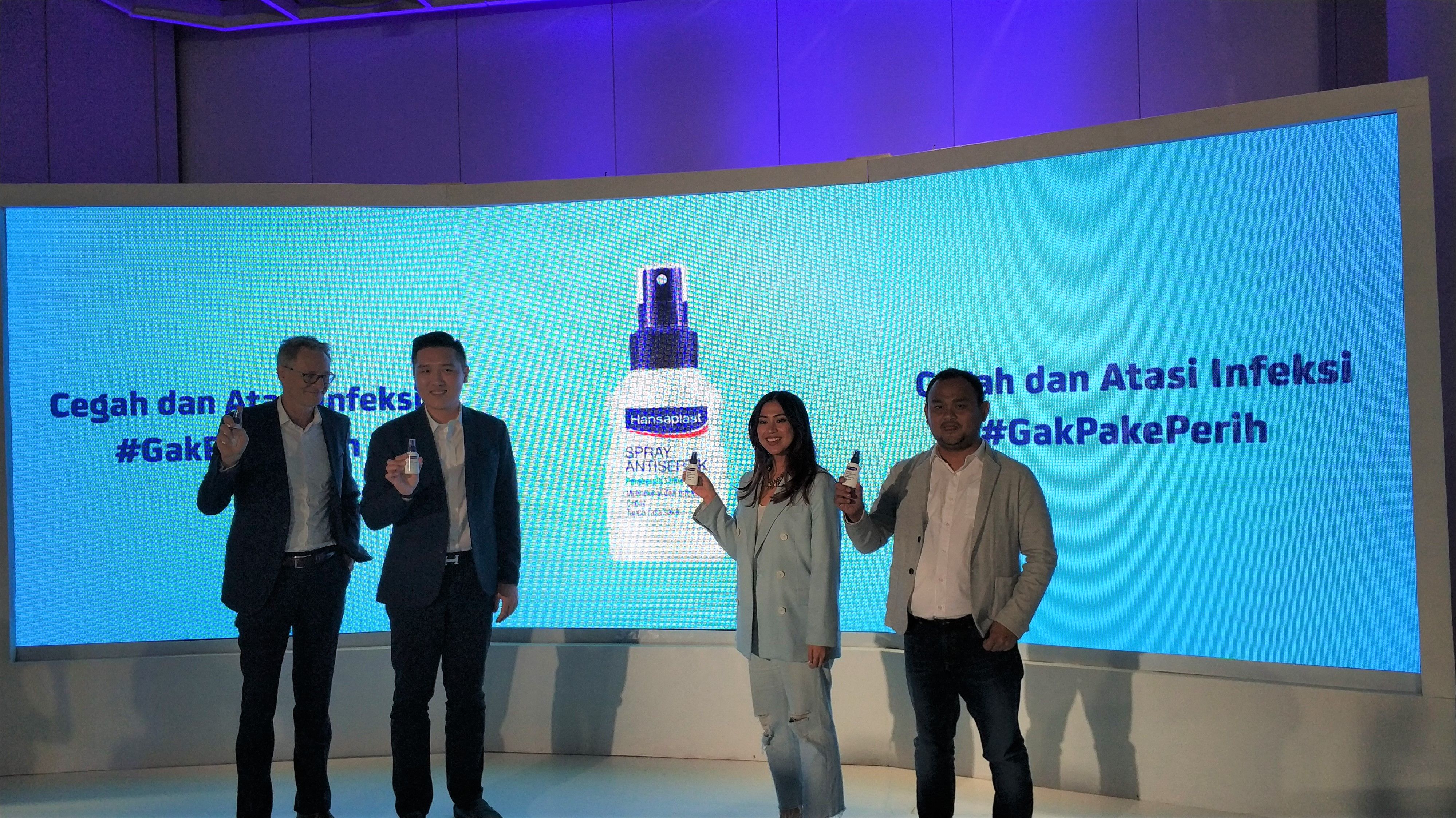 Cara Praktis dan Efektif Merawat Luka dari Hansaplast - KlikDokter