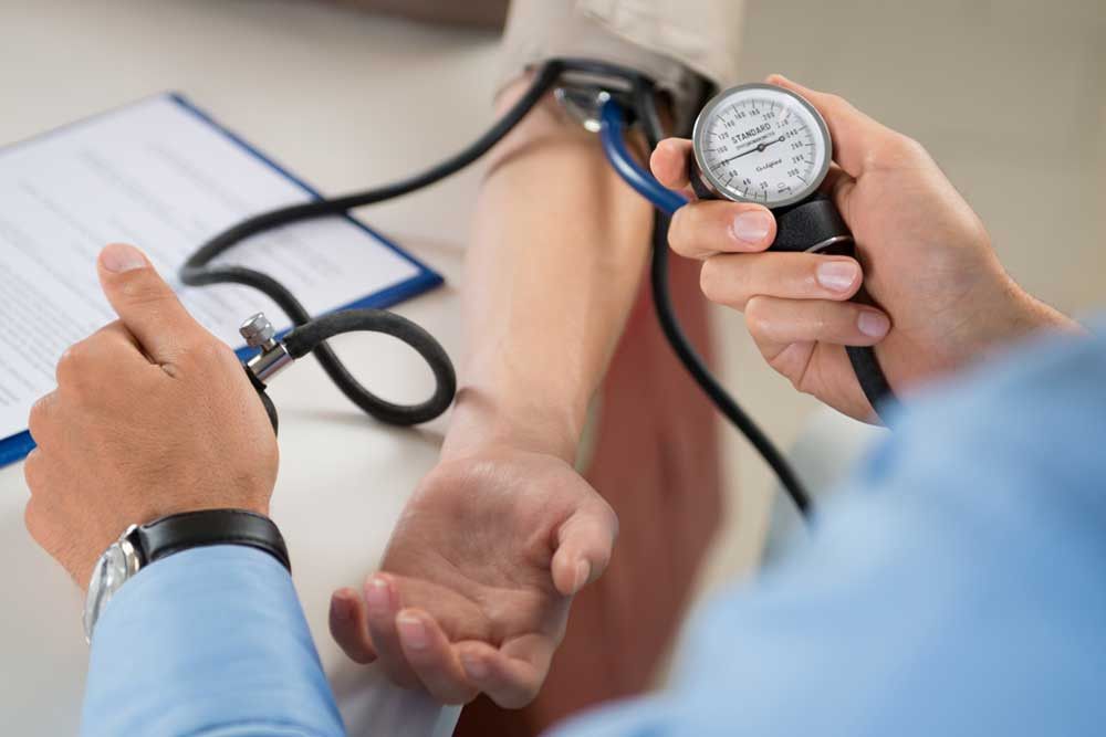 Bagaimana Cara Membaca Tensi Darah yang Benar? - KlikDokter