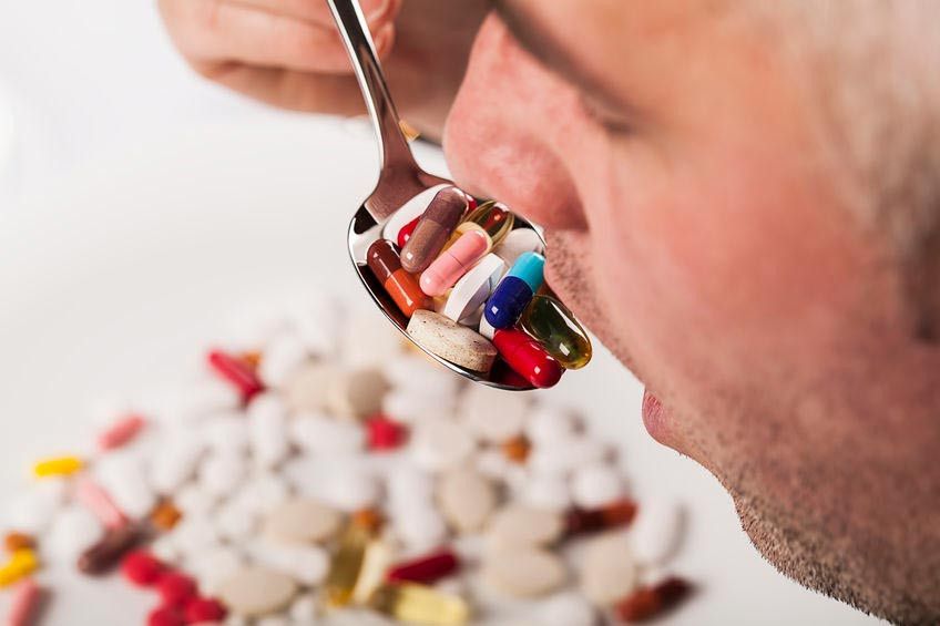 Awas, Mengonsumsi Obat-obatan Bisa Sakit Mag - KlikDokter