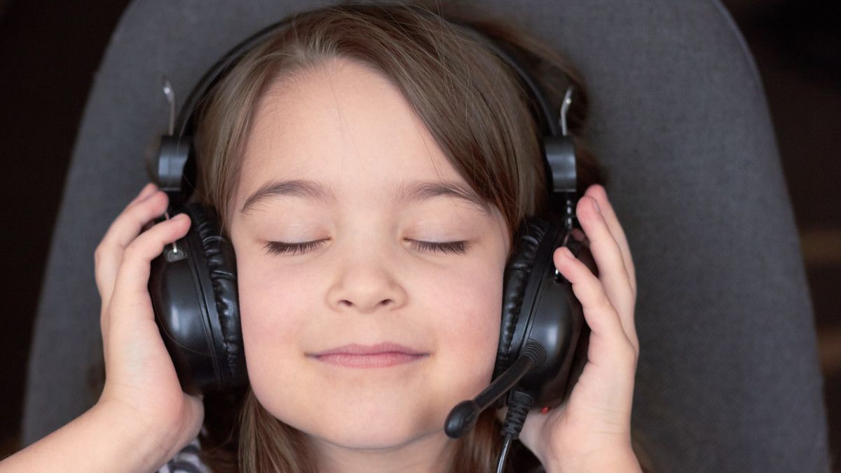 Benarkah Terapi Gelombang Suara Baik untuk Otak Anak? - KlikDokter