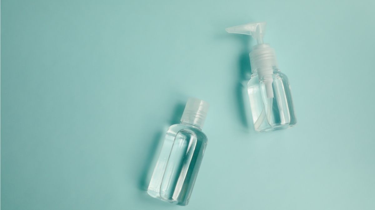 Bedanya Astringent dan Toner, Mana yang Terbaik? - KlikDokter