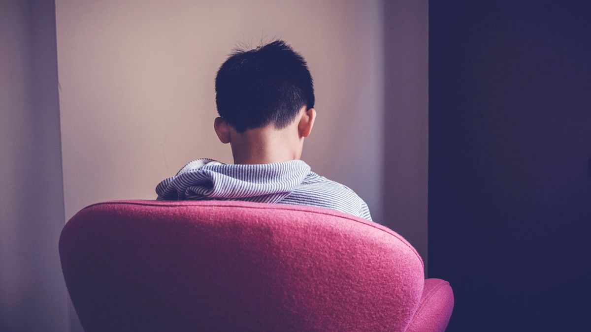 Tips Mudah Bergaul bagi si Introvert yang Pemalu - KlikDokter