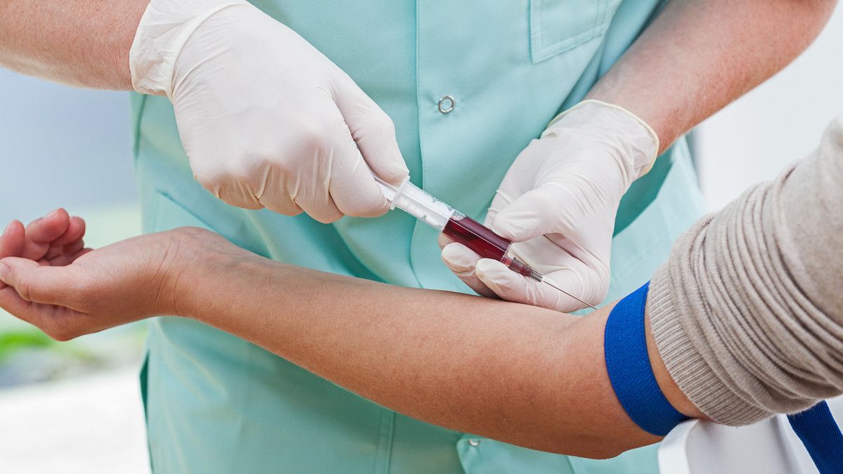Jenis-Jenis Tes Darah yang Perlu Diketahui - KlikDokter