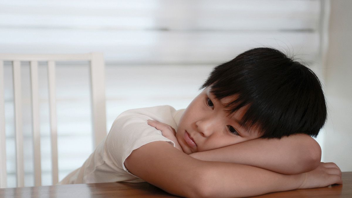 Anak Mudah Cemas? Ini Penyebab dan Cara Mengatasinya - KlikDokter