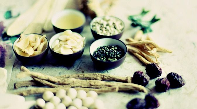 Mengenal Pengobatan Herbal yang Ampuh untuk Penyakit - KlikDokter