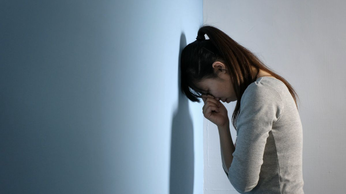 6 Cara Mencegah Keinginan Bunuh Diri pada Remaja - KlikDokter