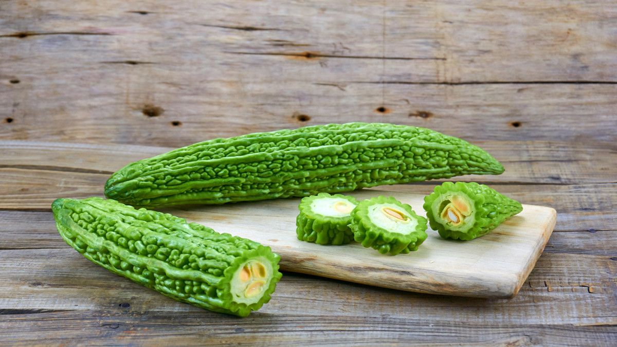 Manfaat Buah Pare Untuk Kesehatan Kulit - KlikDokter