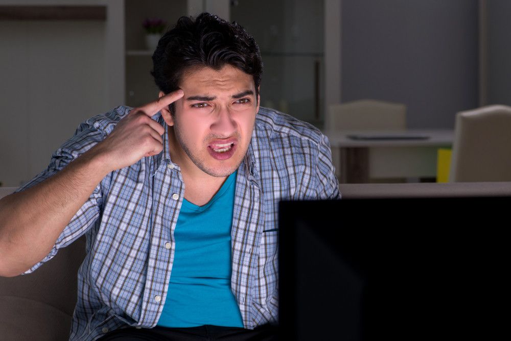 7 Manfaat Sehat dari Mengumpat, Tak Selalu Buruk! - KlikDokter