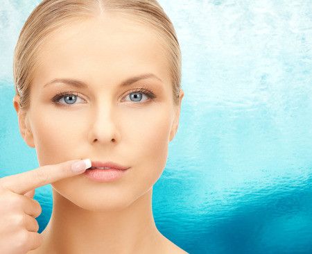 Cara Membuat Bibir Merah Alami - KlikDokter