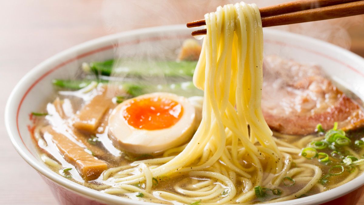 Pilih Udon atau Ramen untuk Program Diet? - KlikDokter