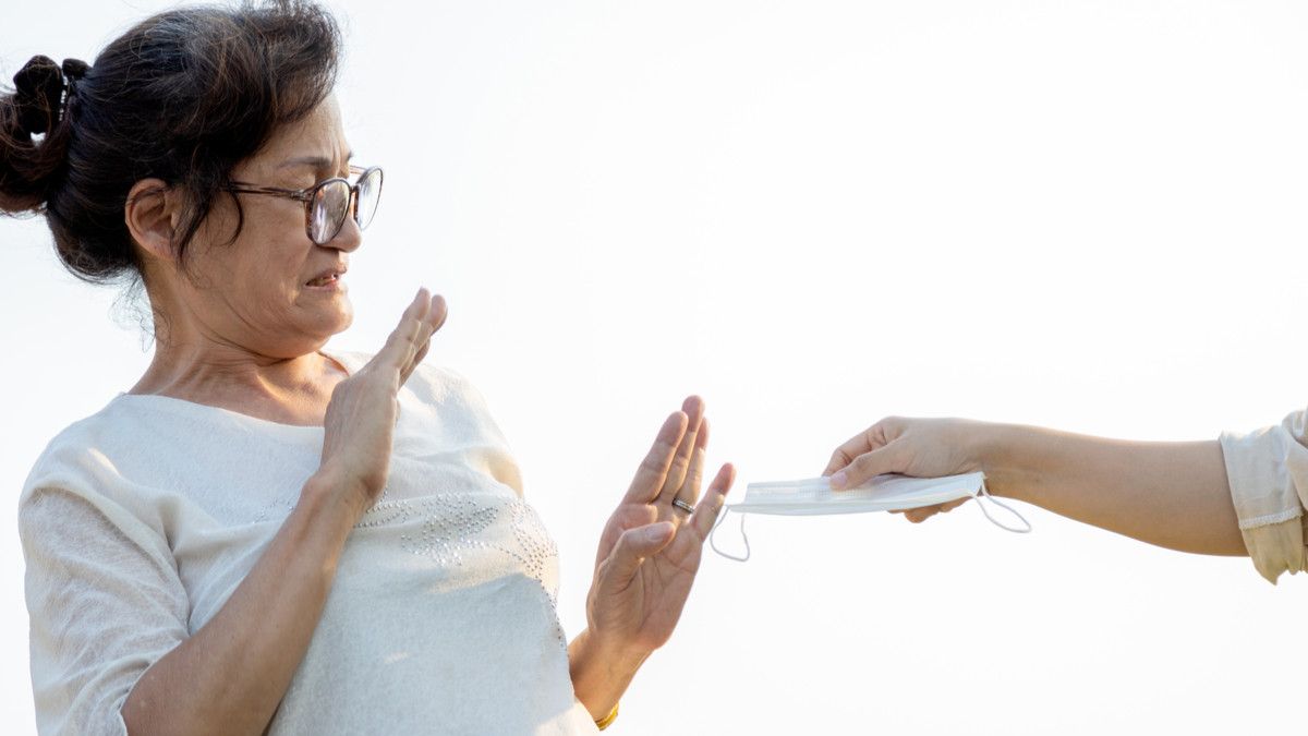 Mask Anxiety: Gangguan Kecemasan saat Pakai Masker - KlikDokter