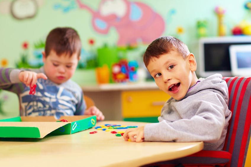 Memilih Sekolah untuk Anak Berkebutuhan Khusus - KlikDokter