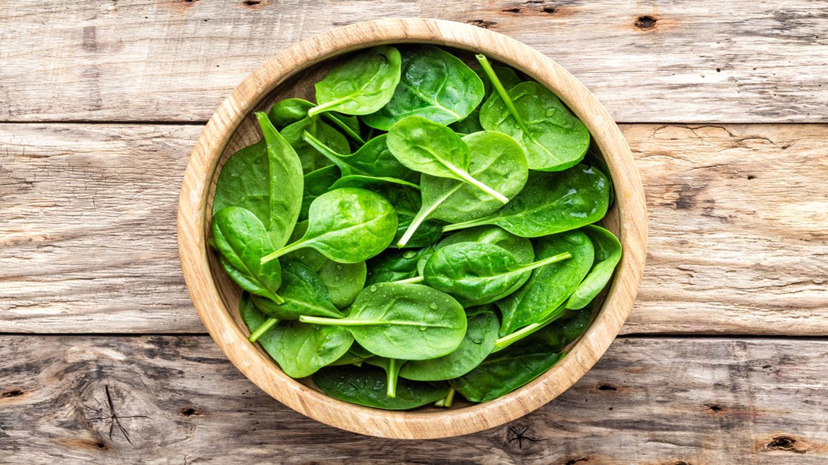 Menyingkap Manfaat Daun Bayam untuk Rambut - KlikDokter