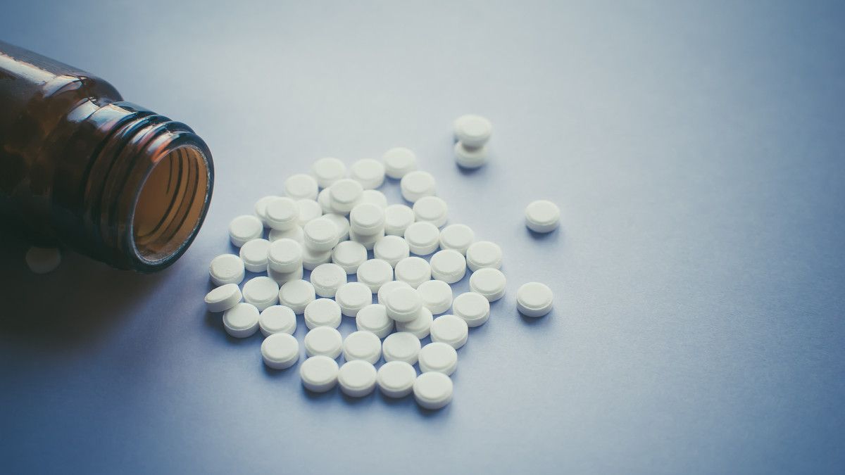 Obat Paten dan Generik, Apa Bedanya? - KlikDokter