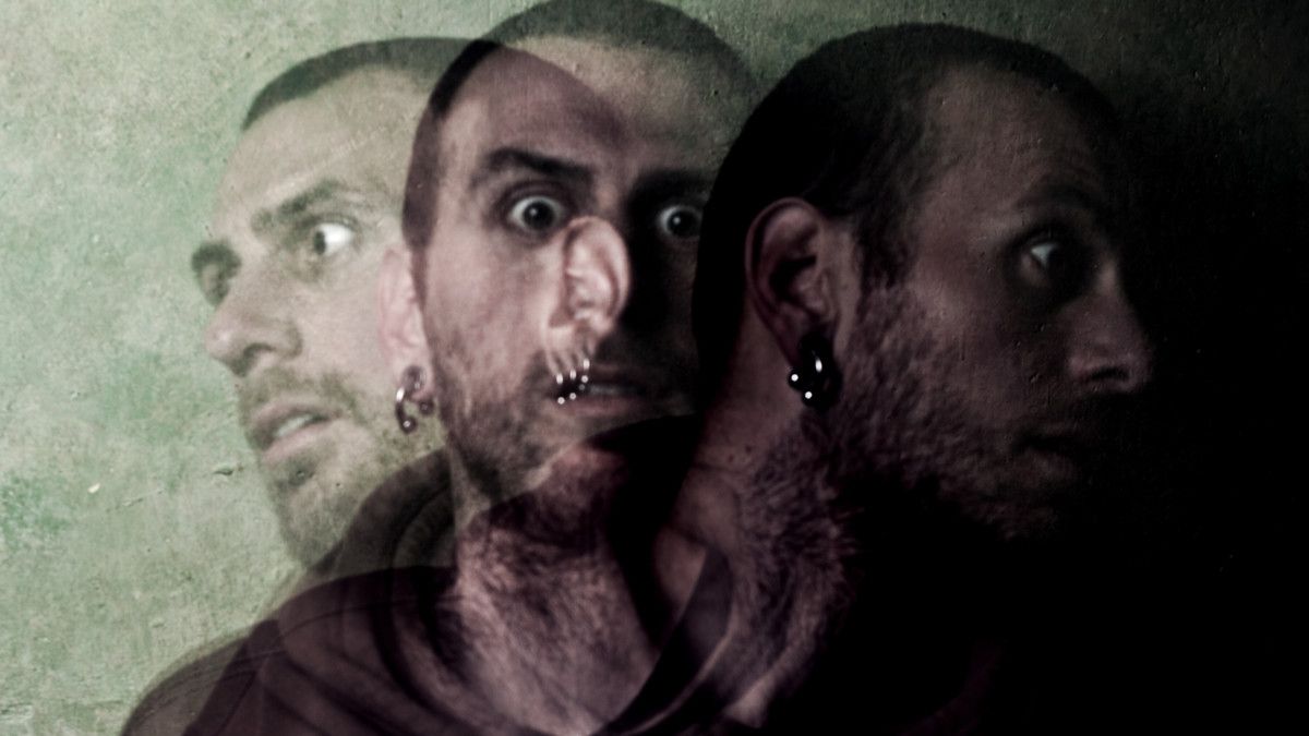 Menilik Fenomena Kesurupan Menurut Psikolog - KlikDokter