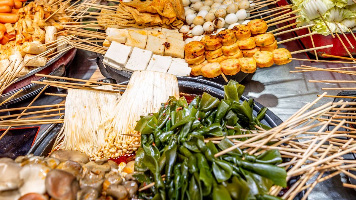 7 Penyebab Kentut Bau Busuk, Apakah Tanda Penyakit? - KlikDokter