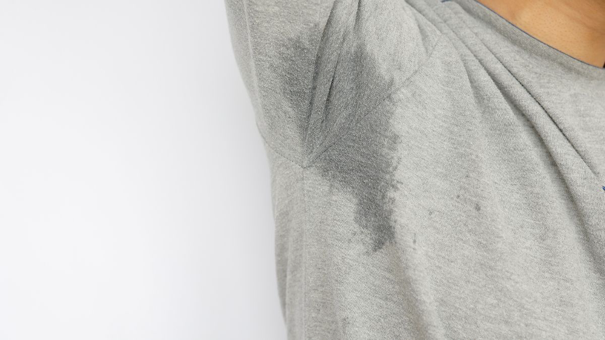 9 Cara Mengatasi Ketiak Basah - KlikDokter