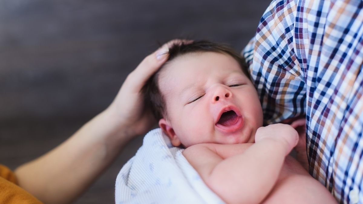 Hati-Hati, Ini Dia Tanda Ubun-Ubun Bayi yang Tidak Normal! - KlikDokter