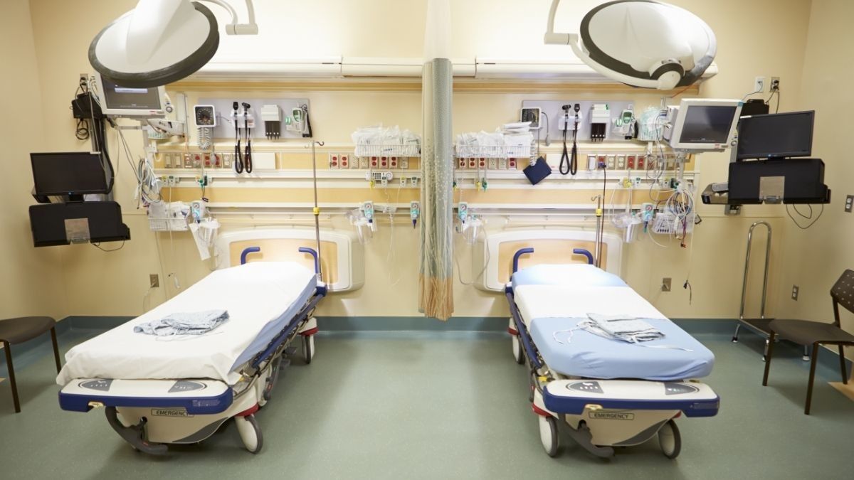 Perbedaan Ruangan Rumah Sakit IGD-UGD dan ICU-PICU - KlikDokter