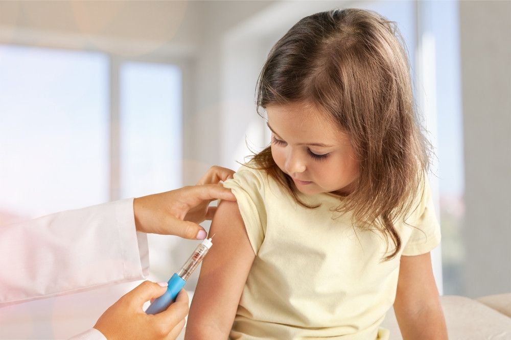 Kapan Sebaiknya Vaksin MR Diberikan kepada Anak? - KlikDokter
