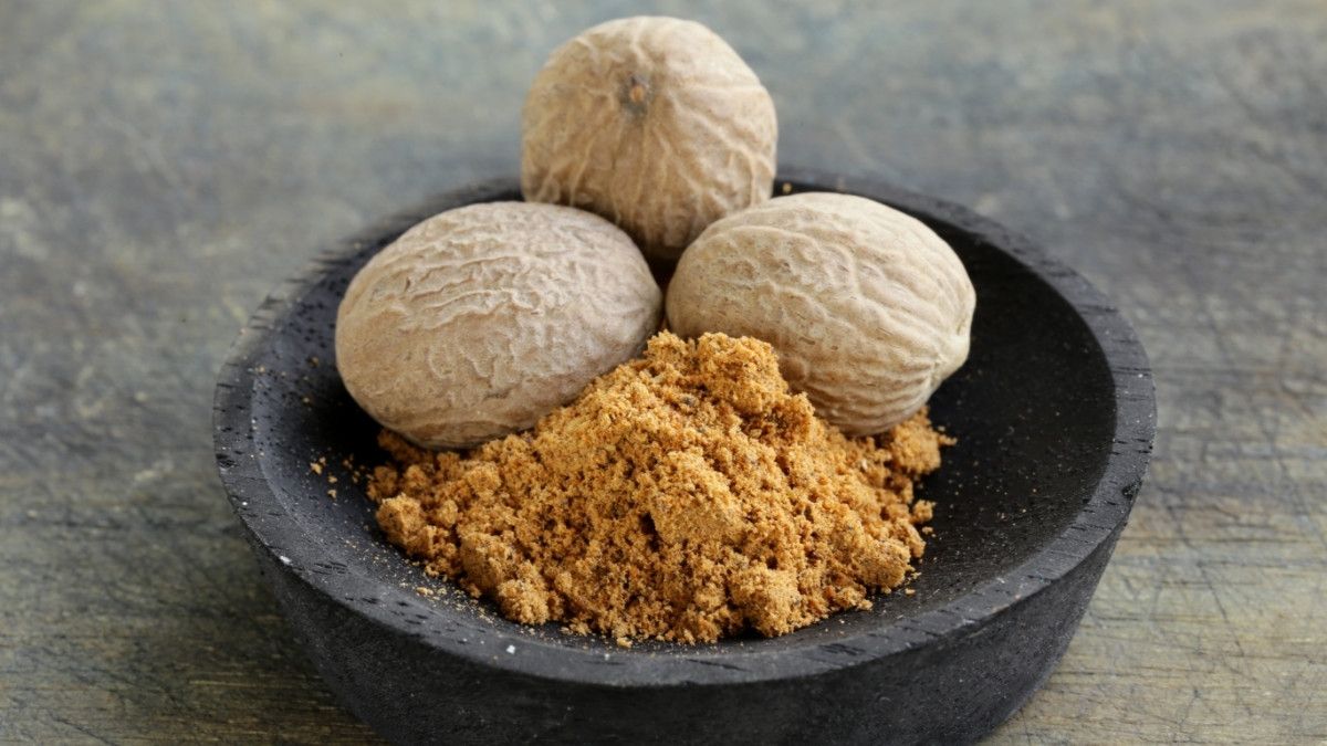 Manfaat Buah Pala untuk Melegakan Tenggorokan dan Hidung Saat Flu ...