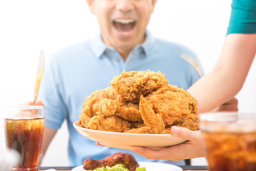 Hobi Makan Gorengan, Awas Stroke! - KlikDokter