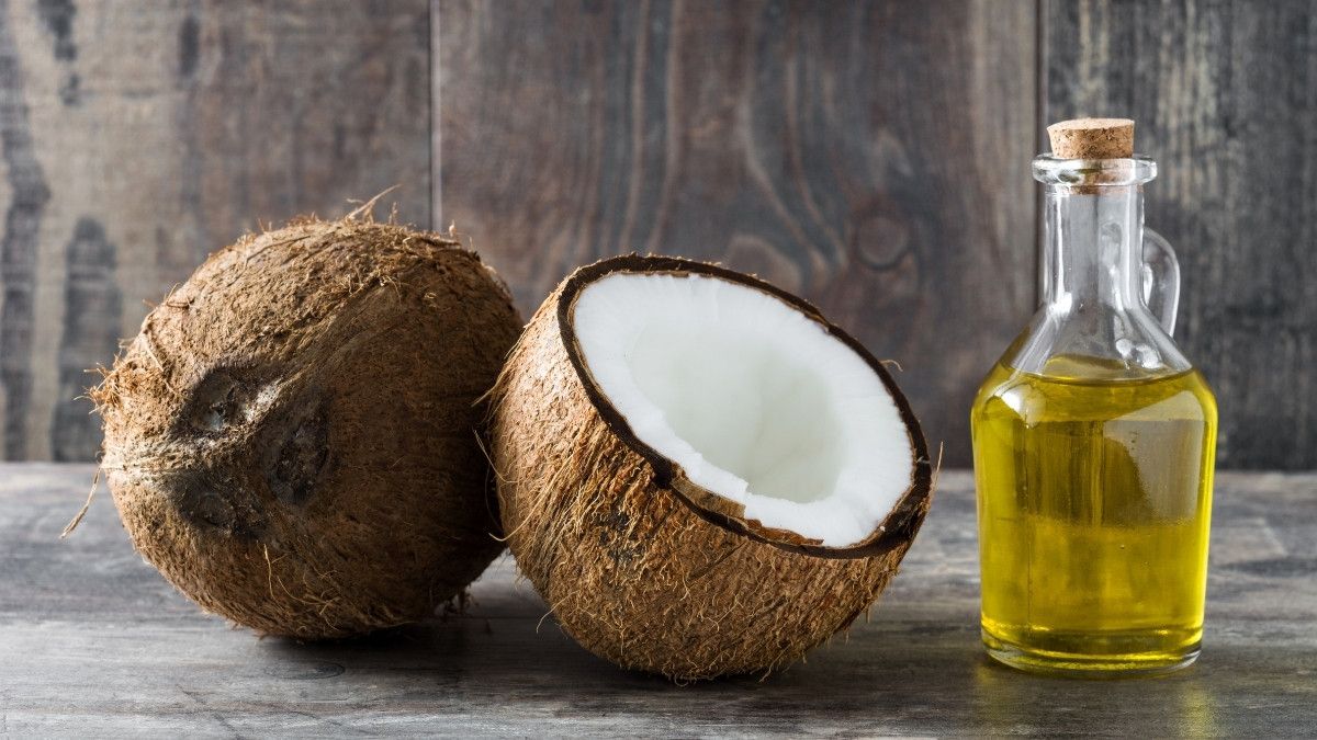 Benarkah Minyak Kelapa Memengaruhi Tingkat Hormon Testosteron? - KlikDokter