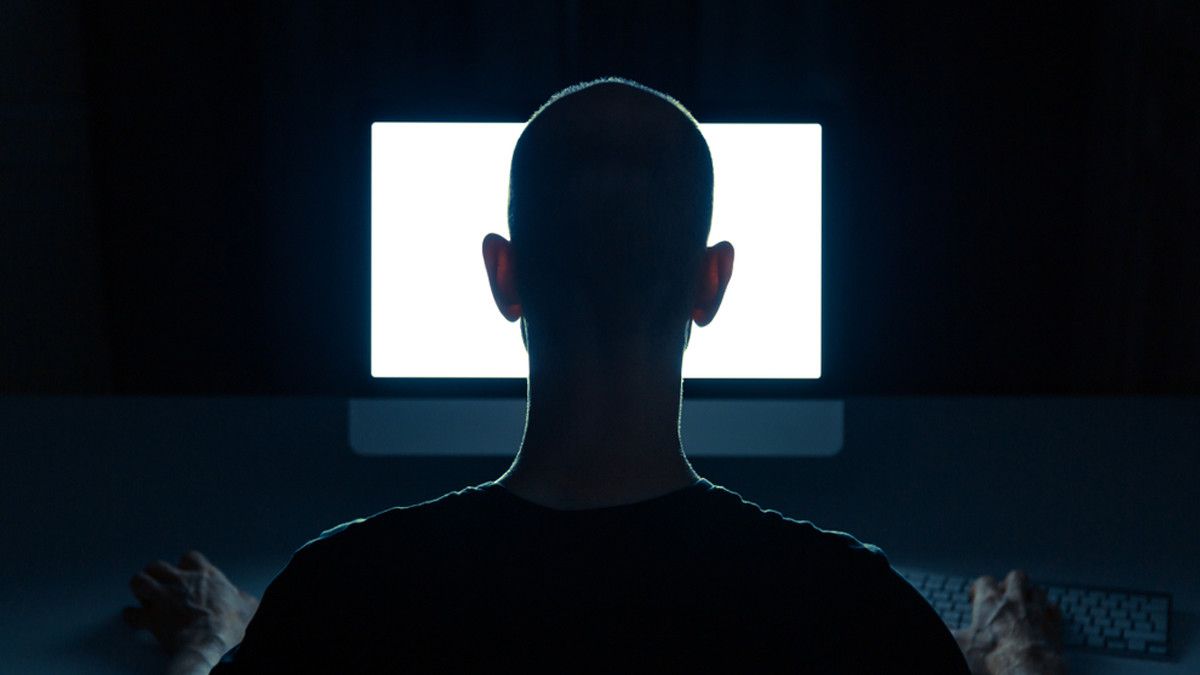 Digital Dating Abuse, Kekerasan “Modern” kepada Pasangan - KlikDokter