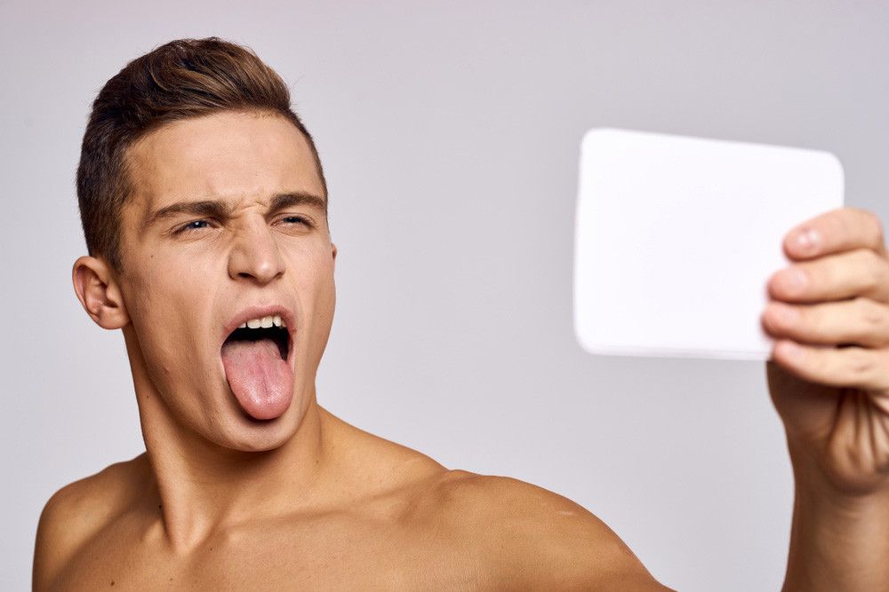 Infeksi Jamur di Mulut, Benarkah Gejala HIV? - KlikDokter