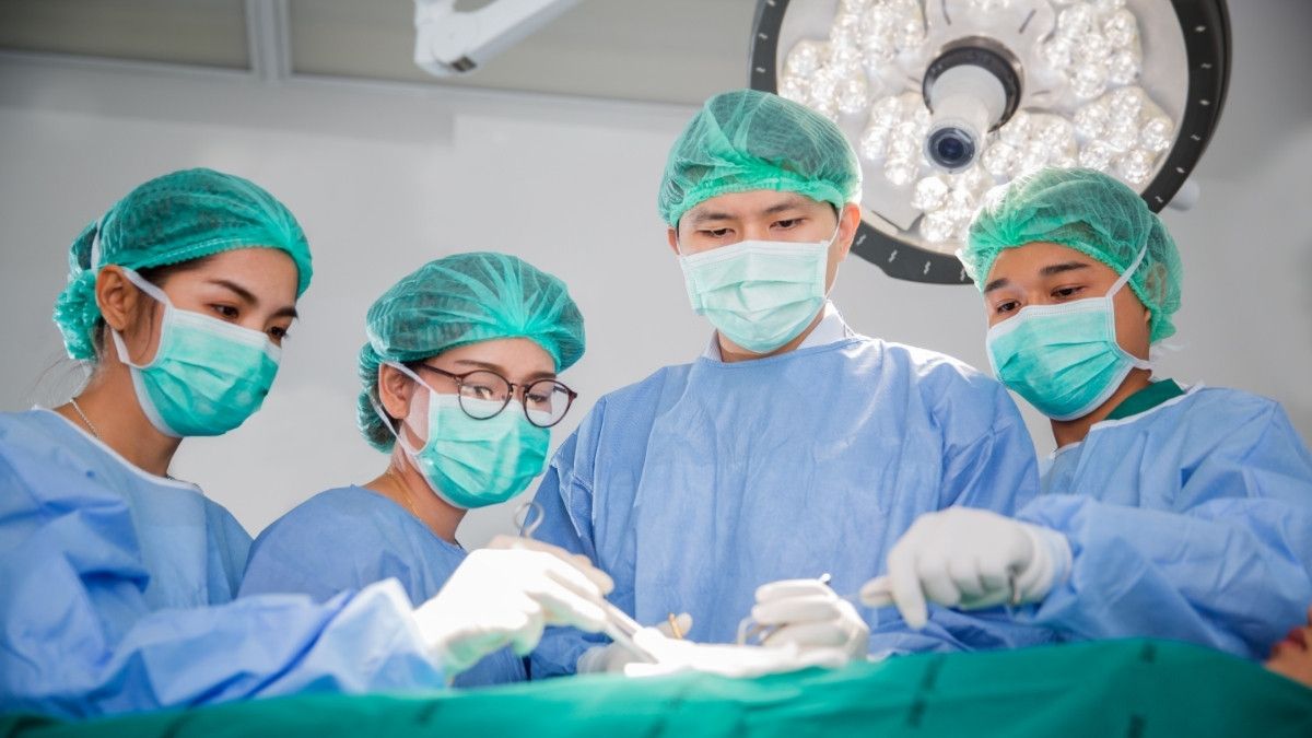 Hal yang Perlu Diketahui Seputar Operasi GERD - KlikDokter