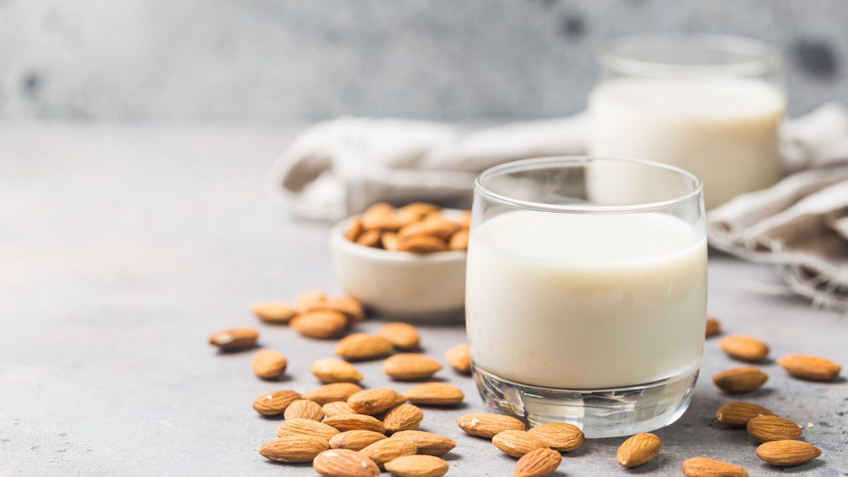 10 Manfaat Susu Almond untuk Kesehatan - KlikDokter