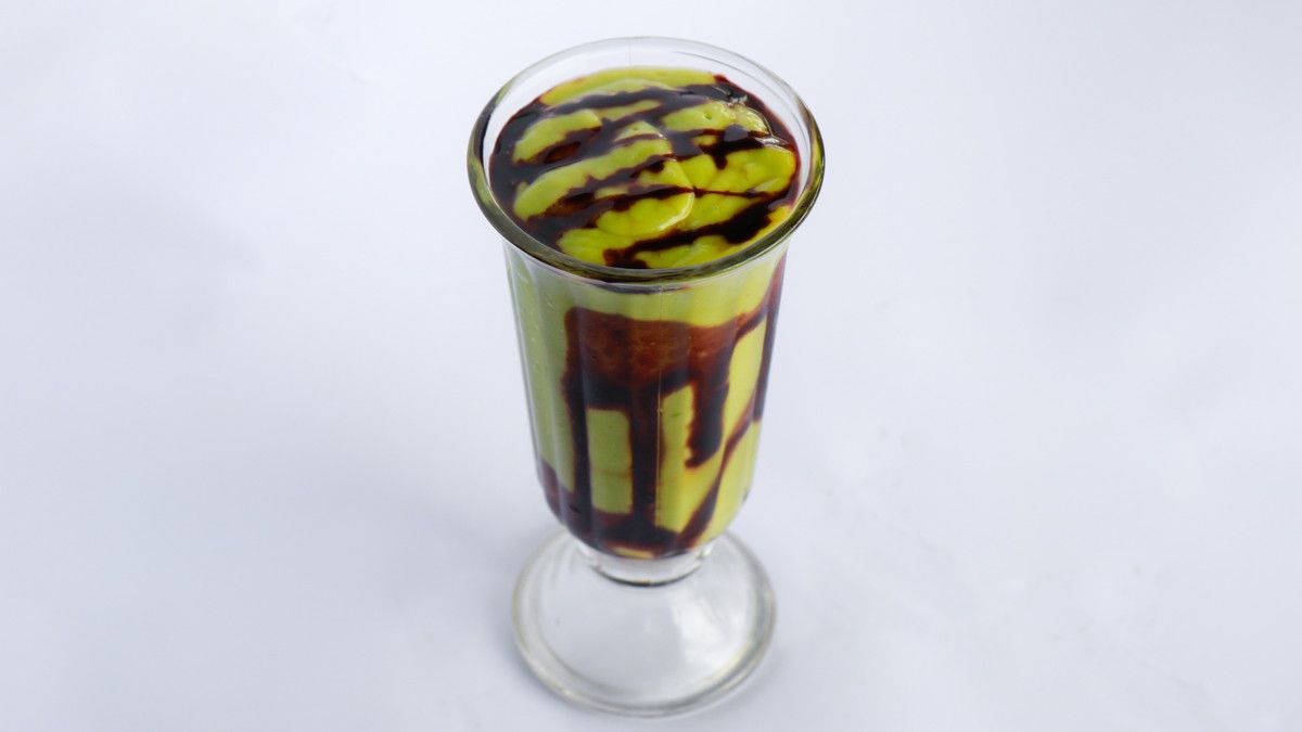 Balita Makan Alpukat Dicampur Kental Manis, Perhatikan Hal Berikut Ini ...