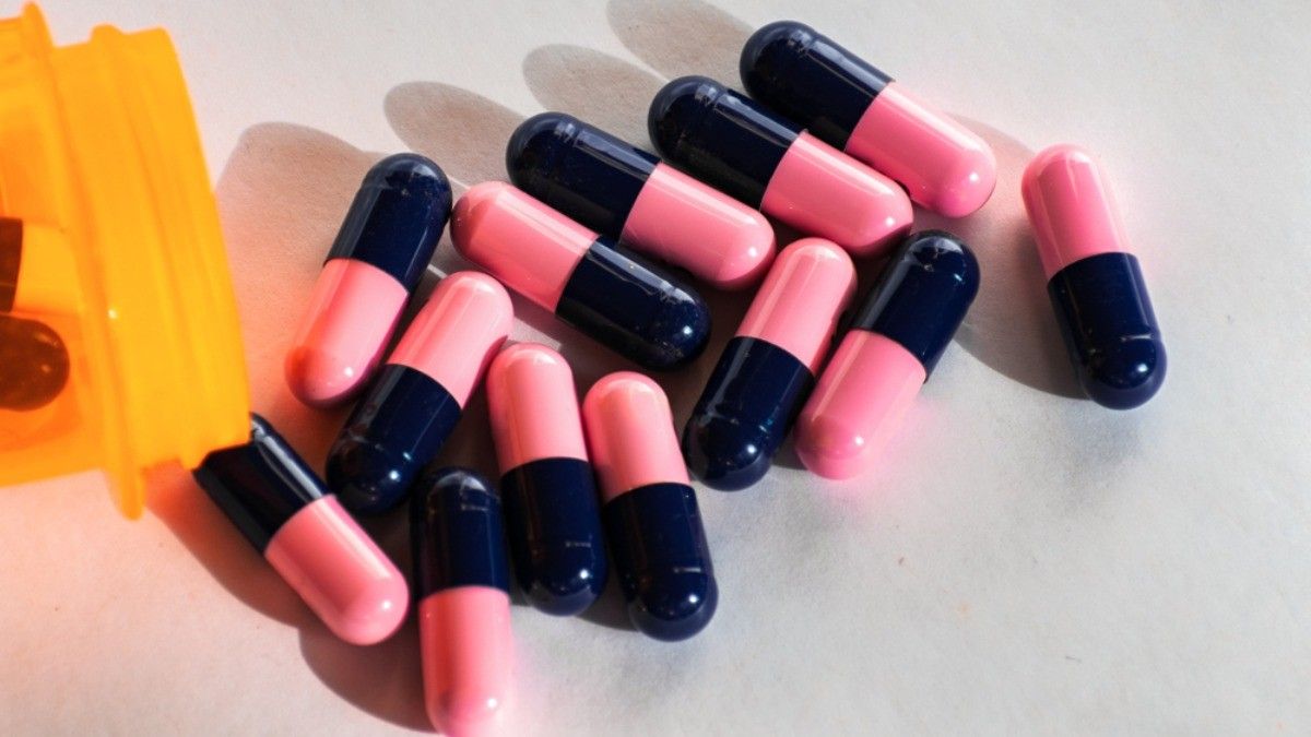 Hoaks! Obat Amoxcillin Tak Bisa Sembuhkan Virus Corona - KlikDokter