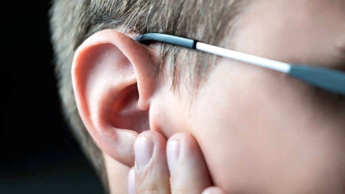 Telinga Tuli Mendadak, Waspada Gejala Otitis Media Akut - KlikDokter