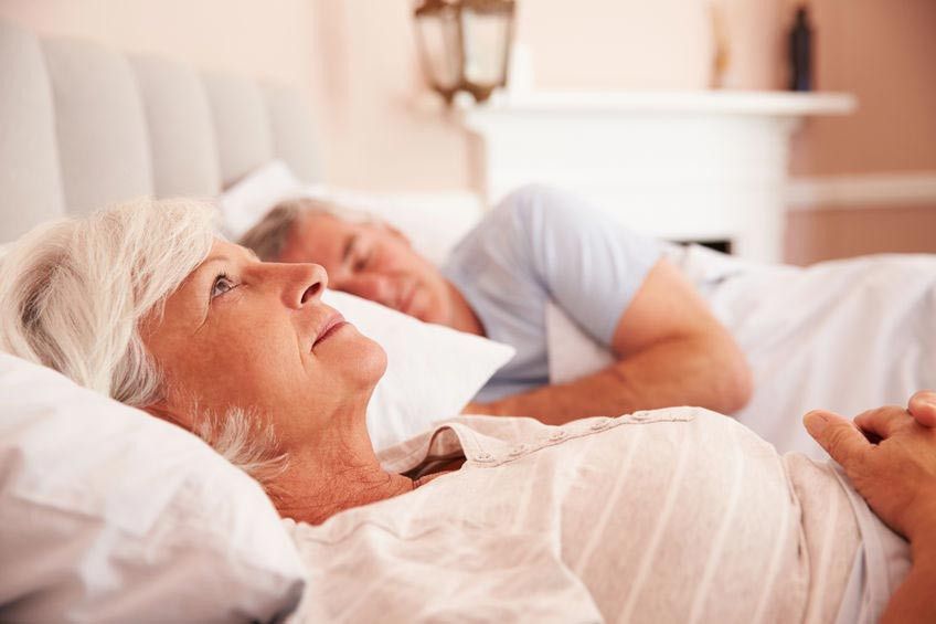 Kiat Atasi Insomnia pada Lanjut Usia - KlikDokter