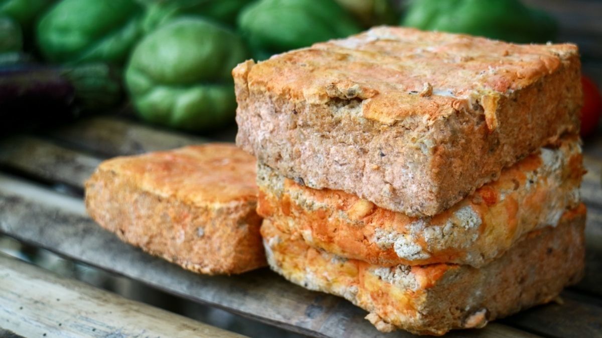 Awas, Makan Oncom Dapat Menimbulkan Efek Samping Serius! - KlikDokter