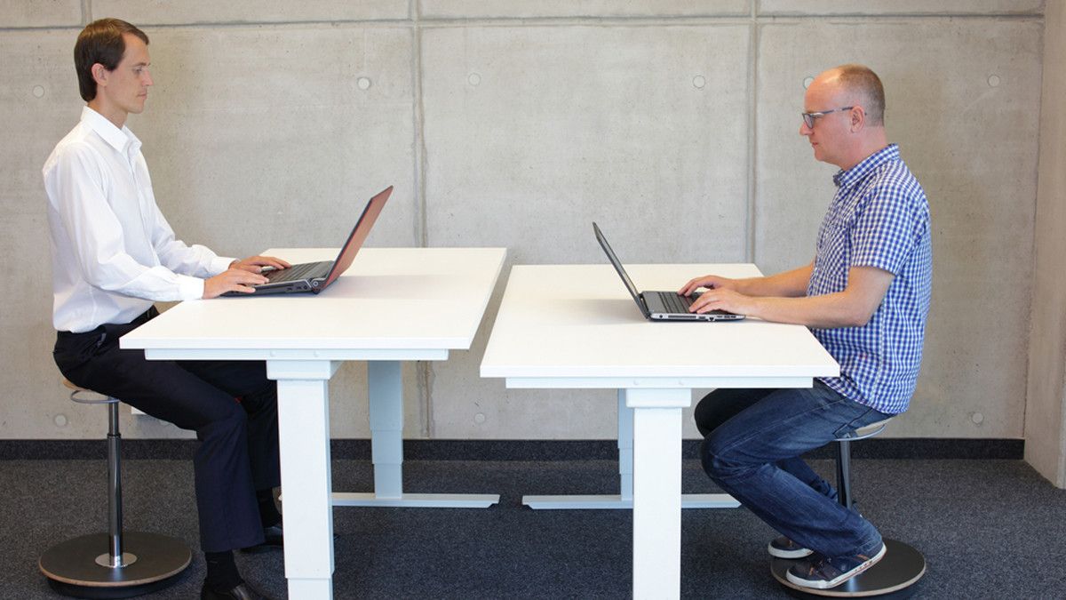 8 Posisi Duduk yang Benar untuk Cegah Badan Sakit - KlikDokter