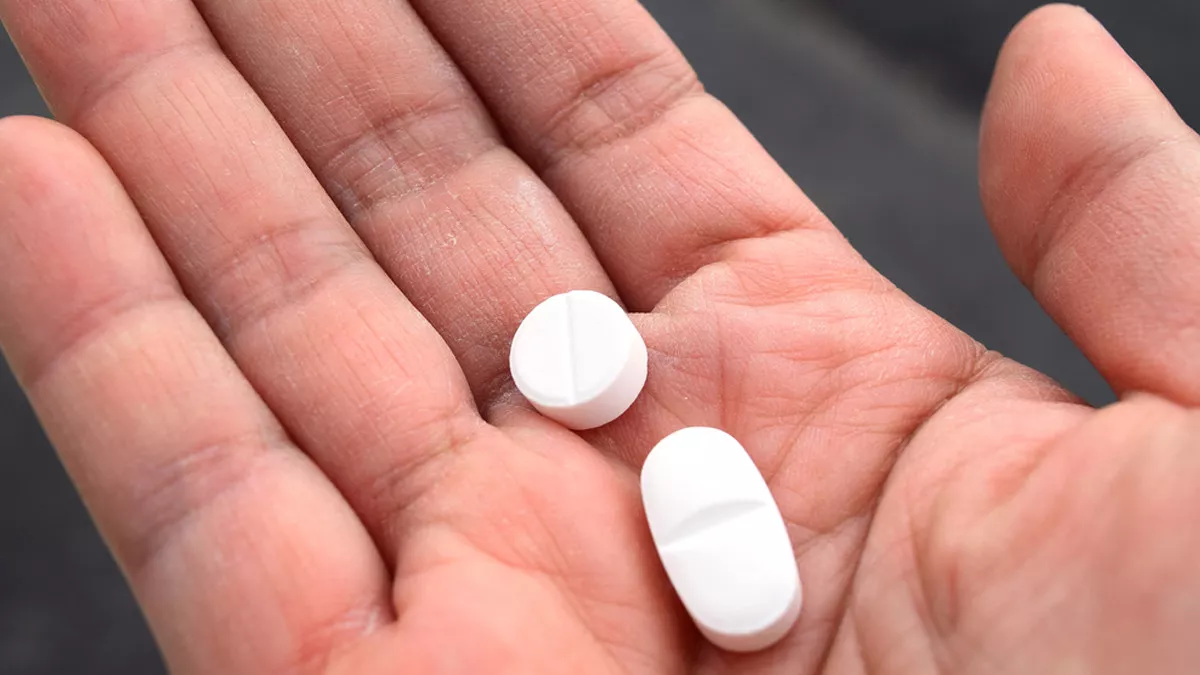 Efek Minum Dexamethasone dan Obat Pereda Nyeri - KlikDokter