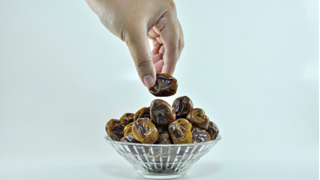 15 Manfaat Kurma bagi Kesehatan Tubuh - KlikDokter