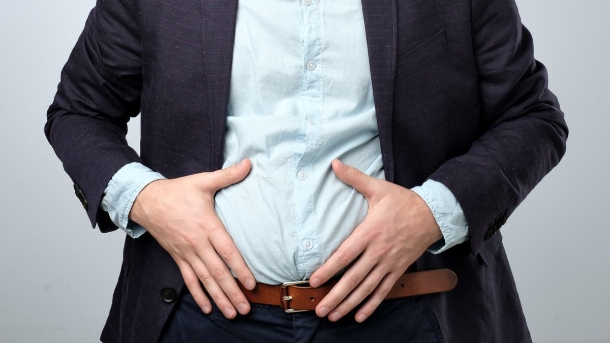 8 Cara Mudah Mengatasi Perut Kembung - KlikDokter