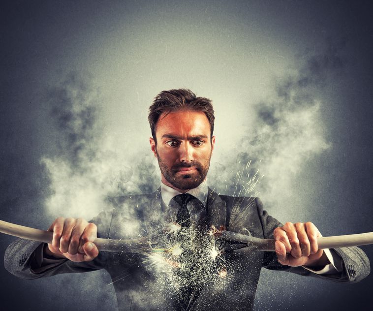 Inilah Pertolongan Pertama pada Korban Tersengat Listrik - KlikDokter